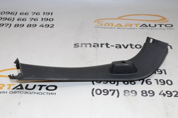 Купити Обшивка кришки багажника, права ( відкривне скло) 9659397477 для ...