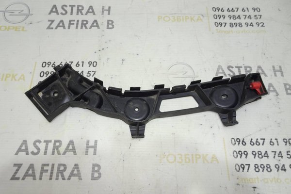 Купити Направляюча (кронштейн) заднього бампера права 13125037 для Opel ...